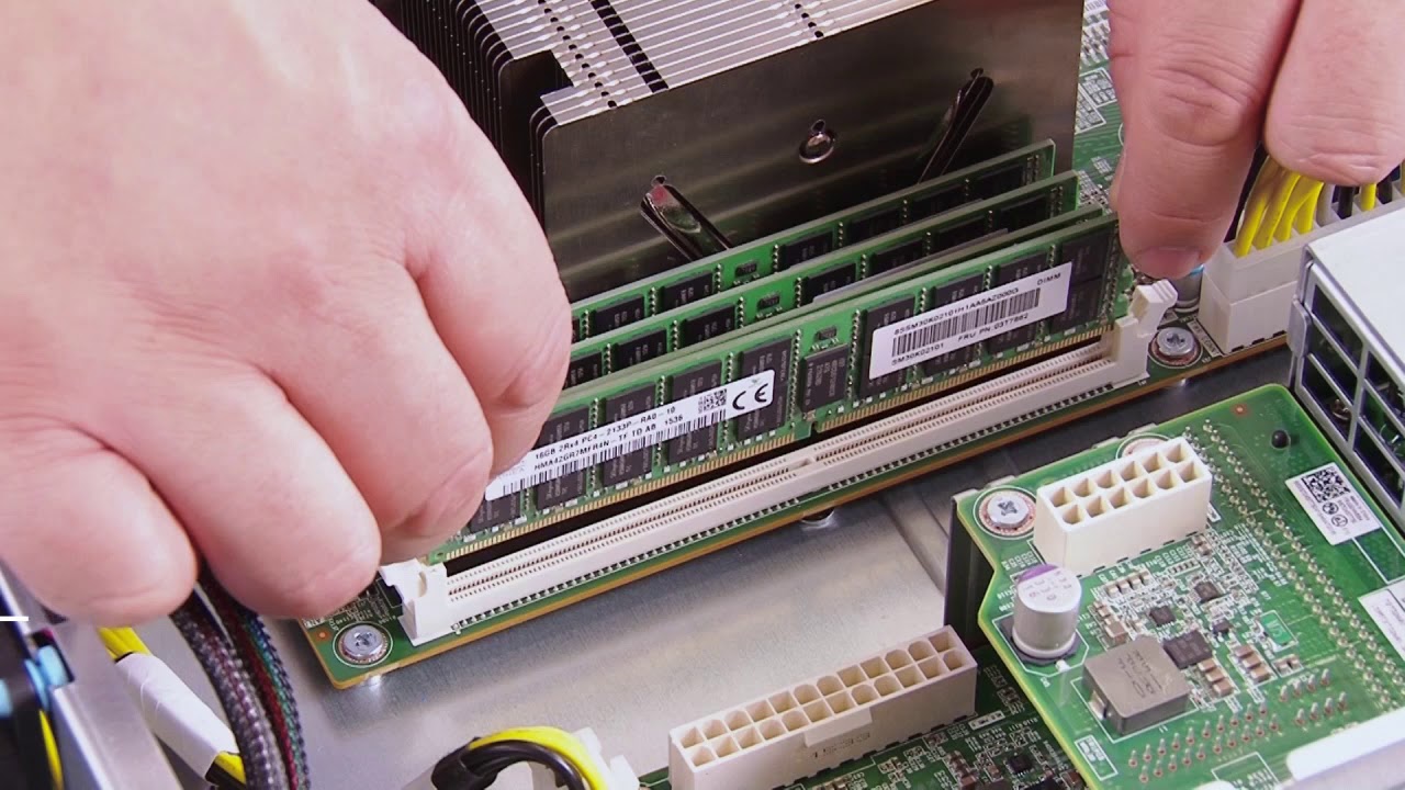Install DIMM Lenovo RD452X - YouTube