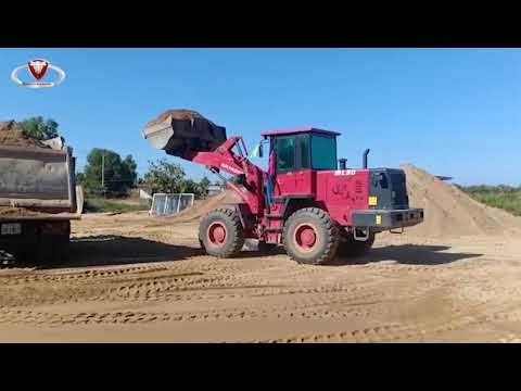 Matador ML30 wheel loader (Working in construction) - YouTube