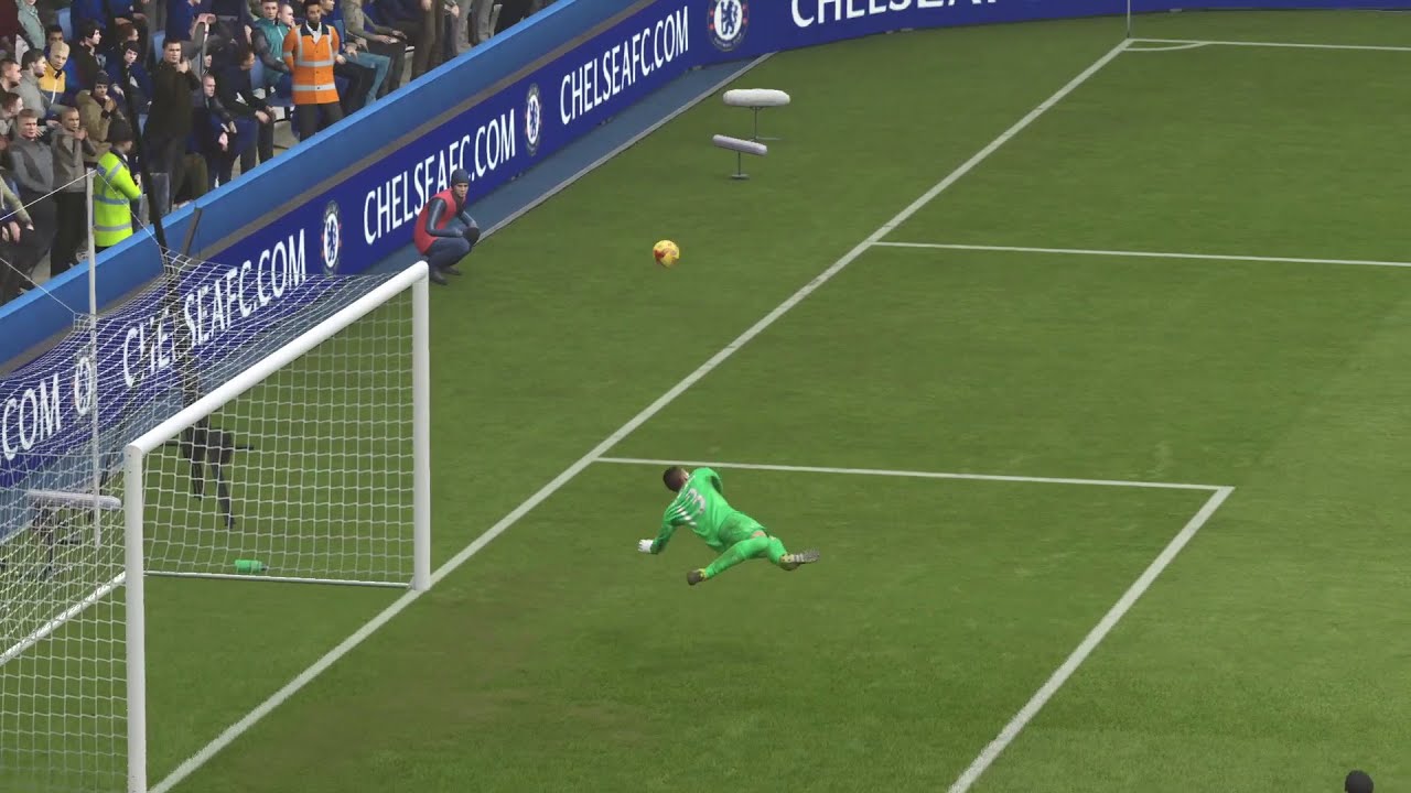 Best goalkeeper saves 10 . Issam Chawali and Abdullah Al Harbi - YouTube