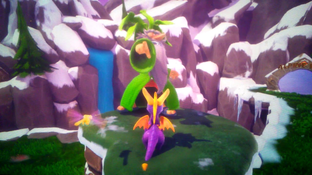 Spyro Reignited Trilogy green druid laughs at Spyro - YouTube