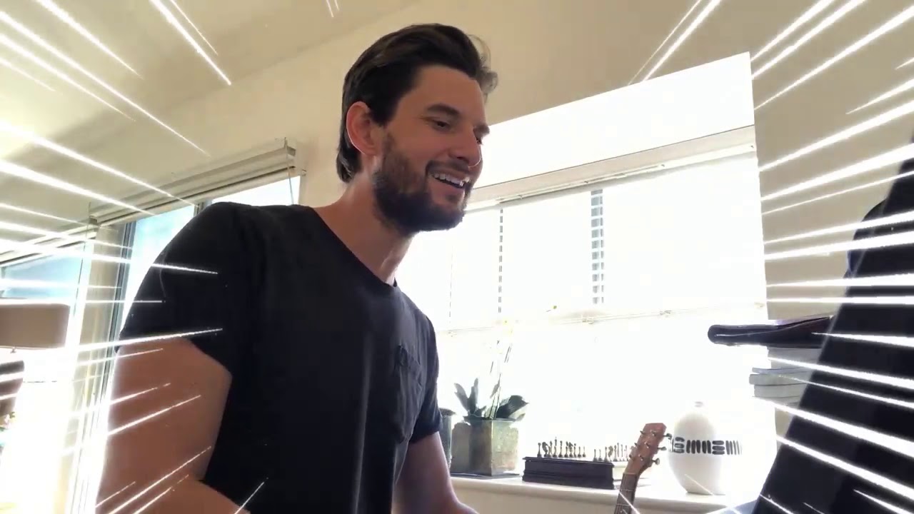 Ben Barnes singing Tiny Dancer. - YouTube