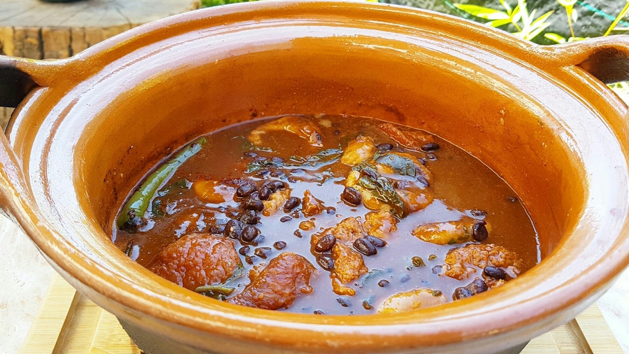 💖FRIJOLES GUISADOS CON BOLITAS DE MASA Y CHICHARRON,ESTILO VERACRUZ 😙👍 ...