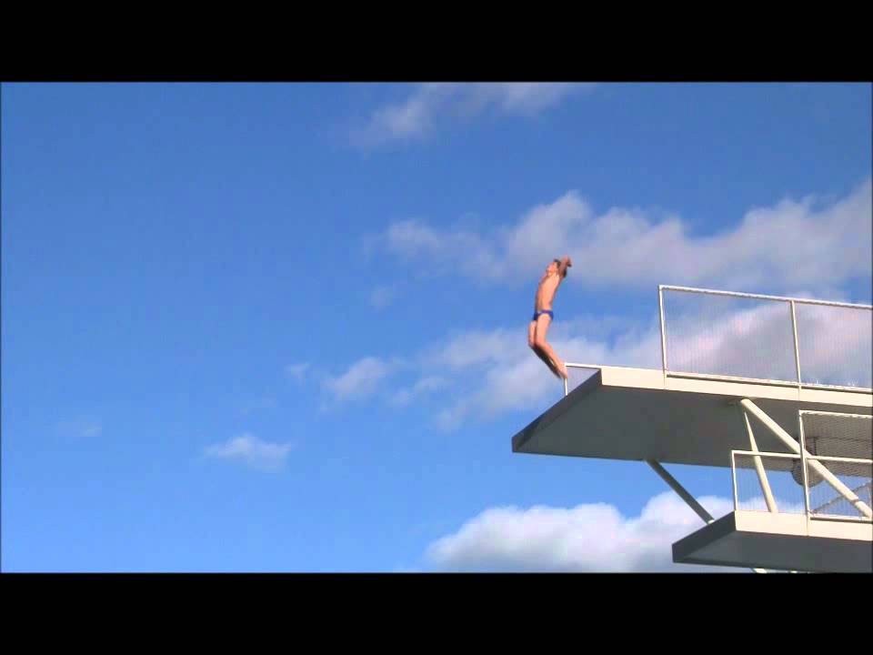 Daniel Goodfellow with a very confident kick on 305c 10m - YouTube