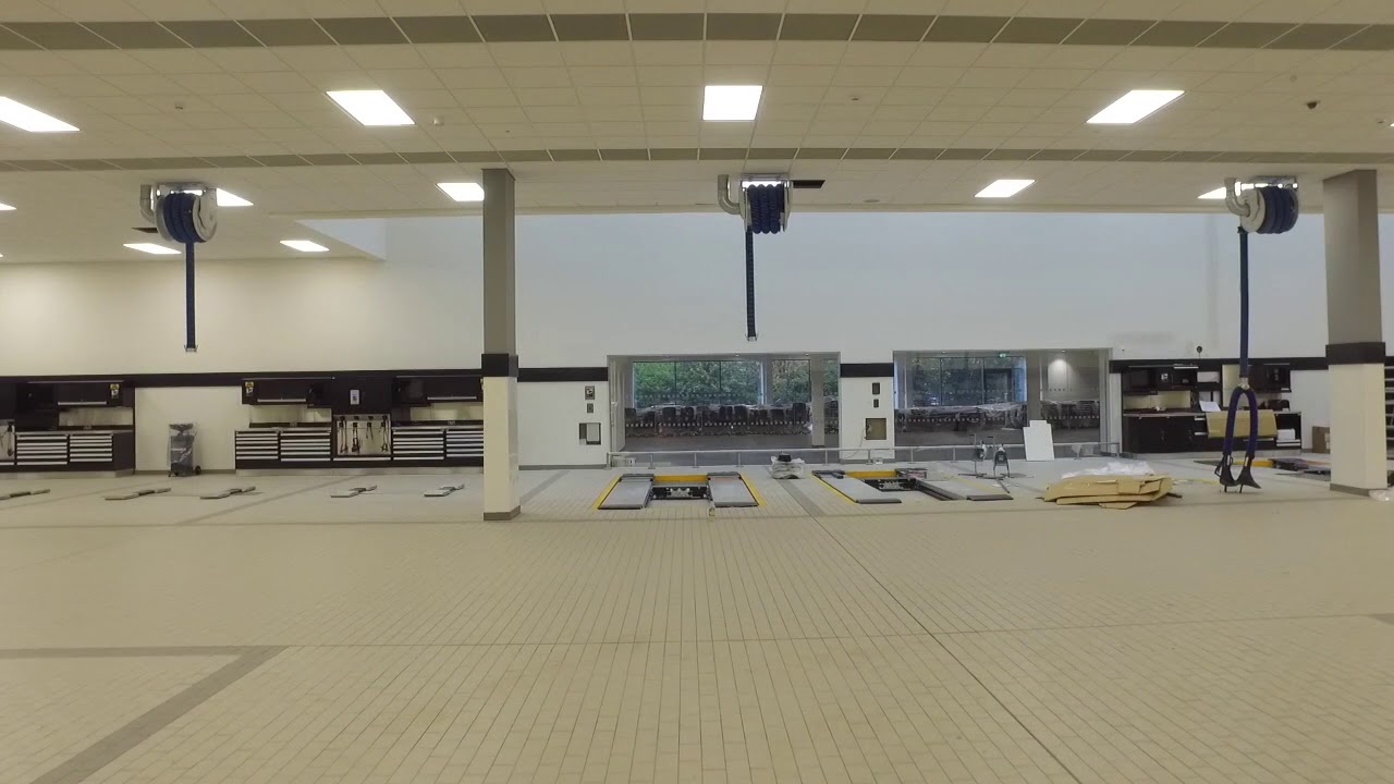 The New Sytner Sheffield - Drive-in Service - YouTube