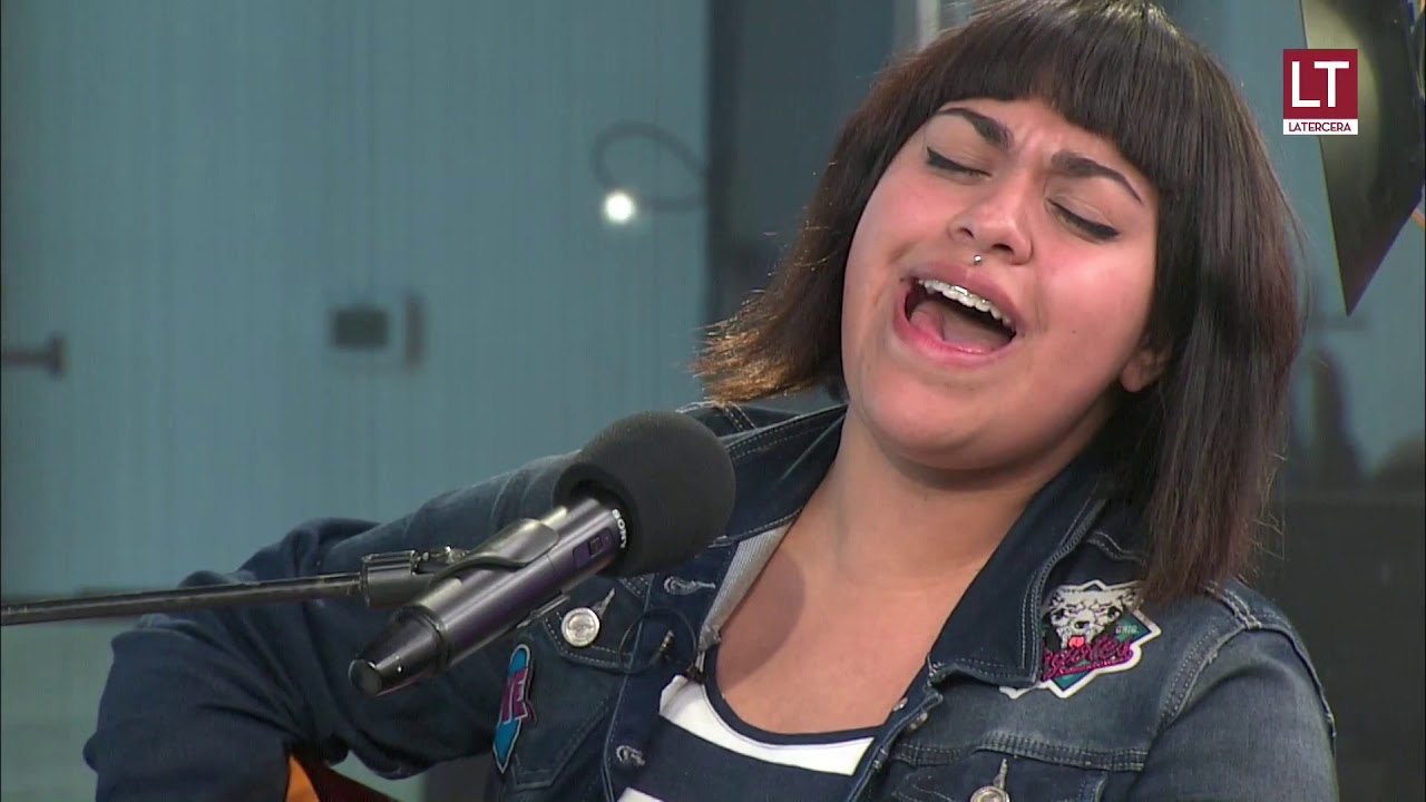 Javiera Flores - Ganas de vivir - YouTube