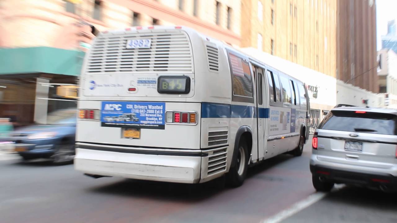 MTA New York City Bus 1998 NovaBUS T80206 "RTS-06" 4982 on the B45 ...