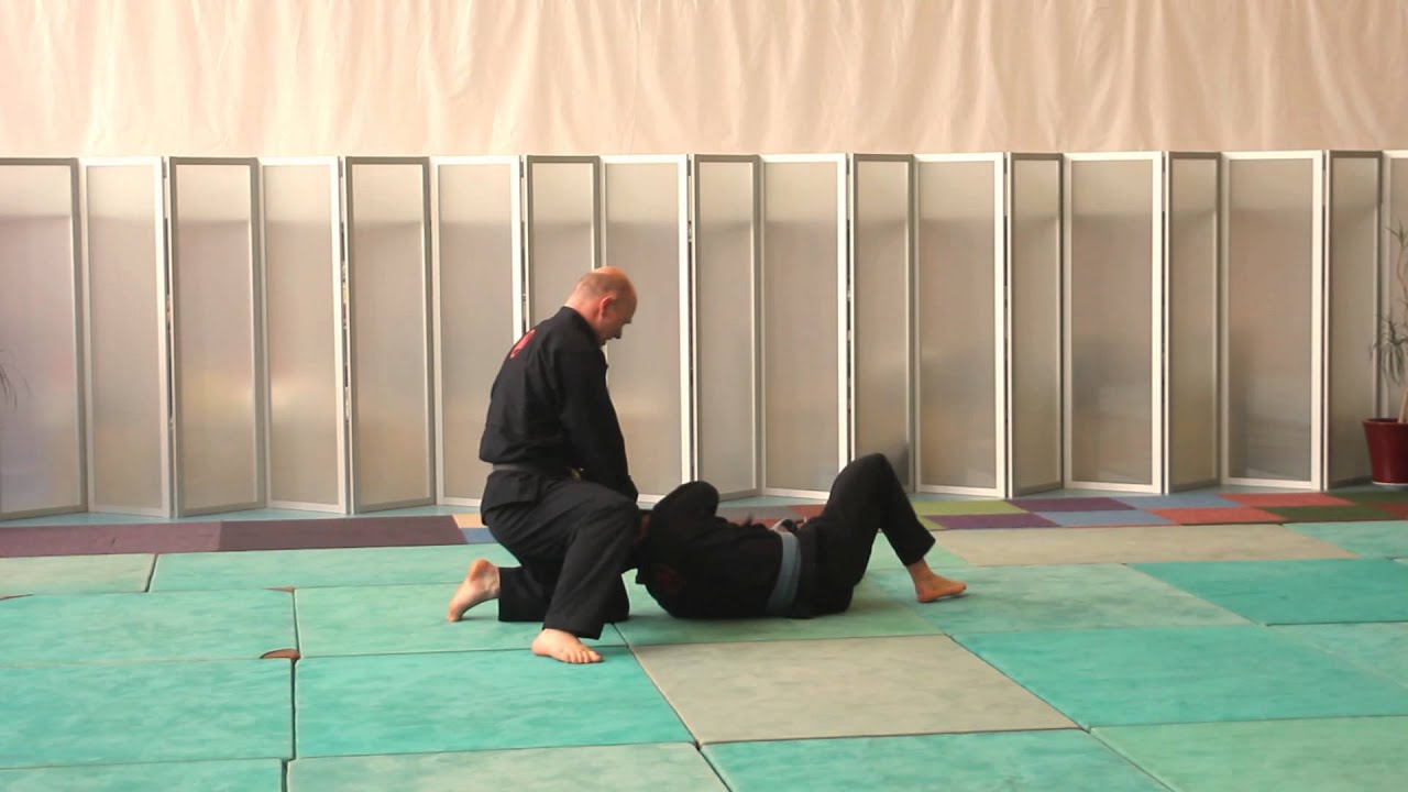 Obi no jutsu, from Senjoo Ryu Aiki- Ju- Jutsu - YouTube