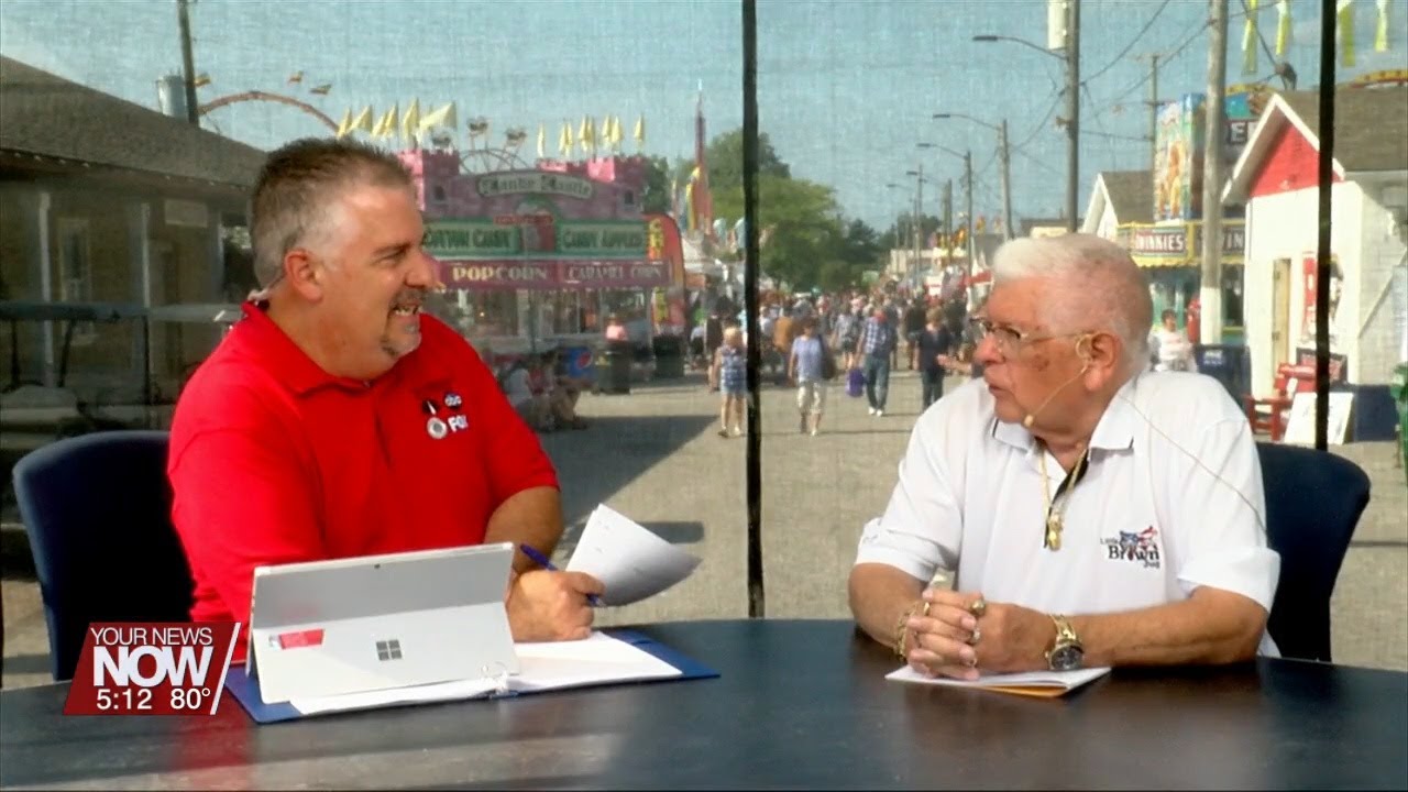 Interview: Harness Racing chat with announcer Roger Houston - YouTube