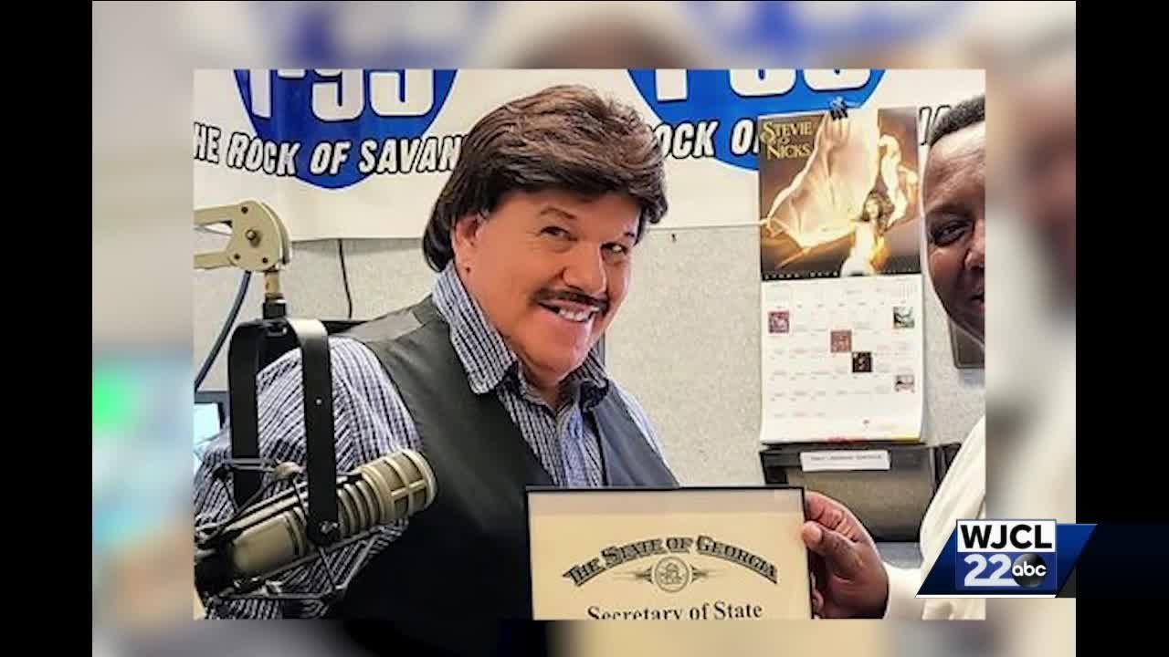 Don Scott of I-95: The Rock of Savannah dies of COVID - YouTube