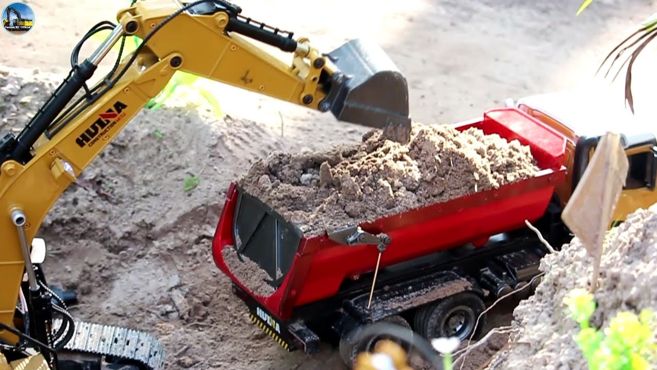 RC Construction building a road With RC Machines Excavator Truck Dozer ...