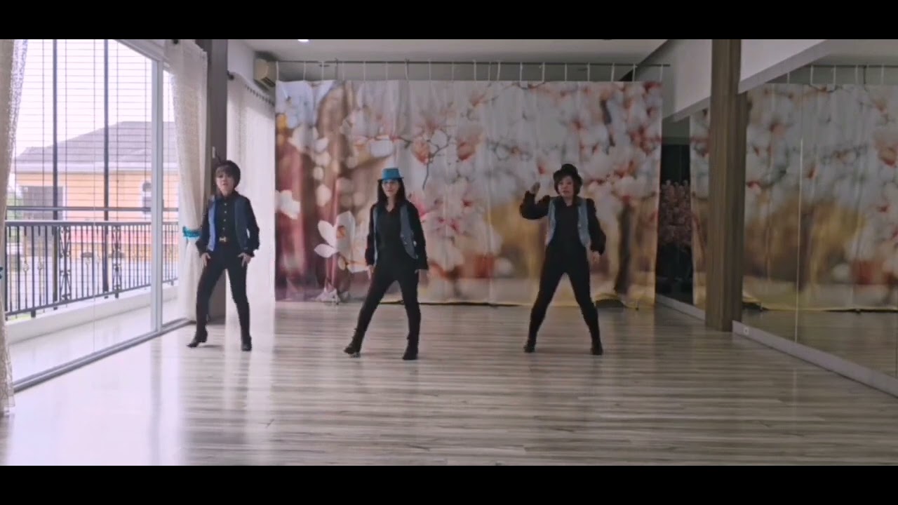 The Way You Make Me Feel,dance by Phone Group - YouTube