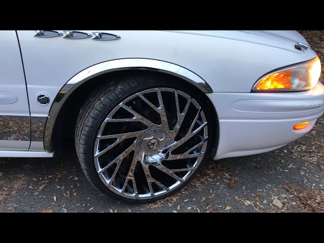 Buick Lesabre On 22s