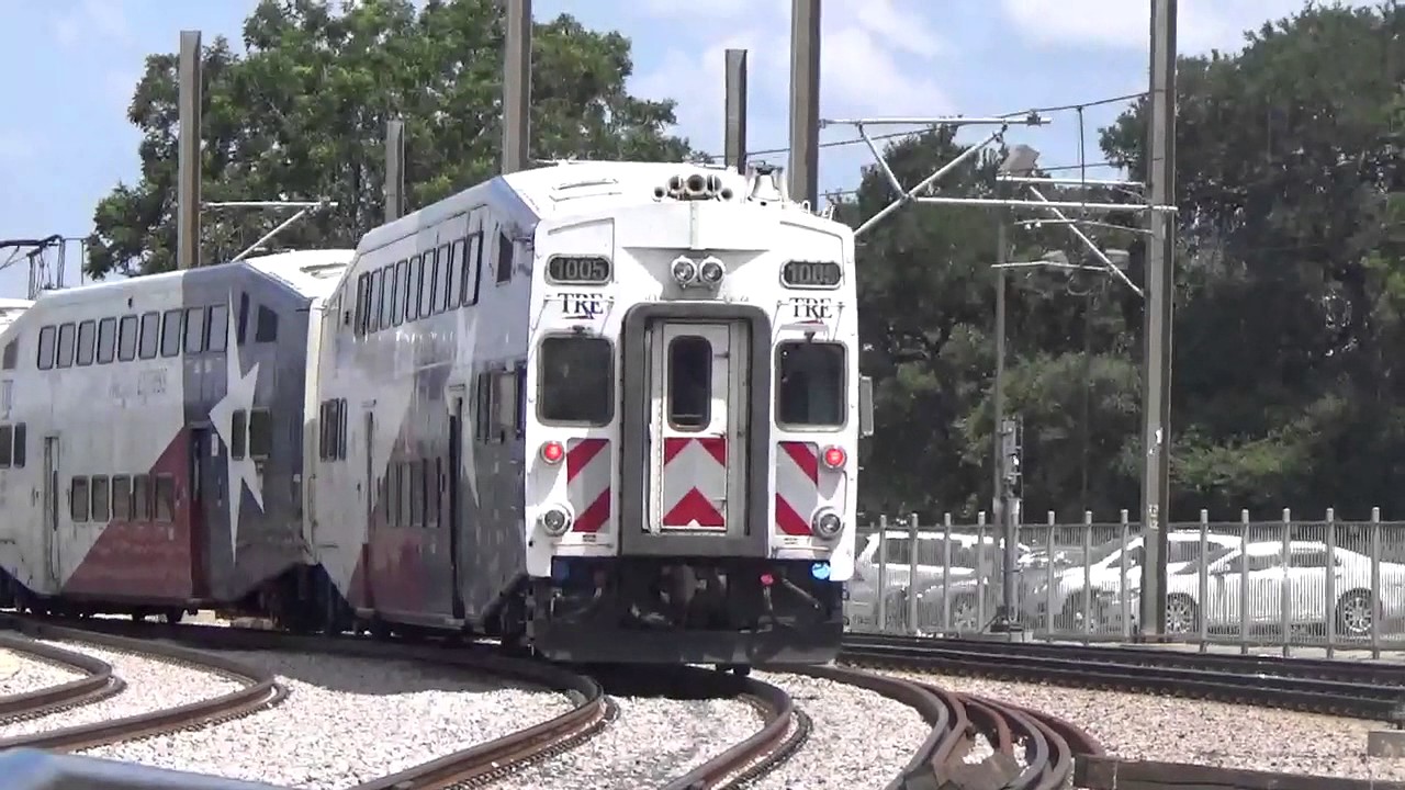 railfaning dallas union station 7-7-17 - YouTube