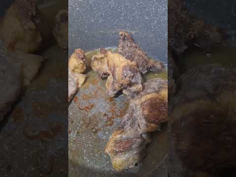 carne oreada acompañada con casamiento rico ...comida Salvadoreña 😋 ...