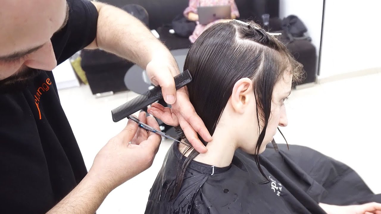 AMAZING HAIRCUT - CHIN LENGTH WAVY BOB CUT WITH BANGS - YouTube