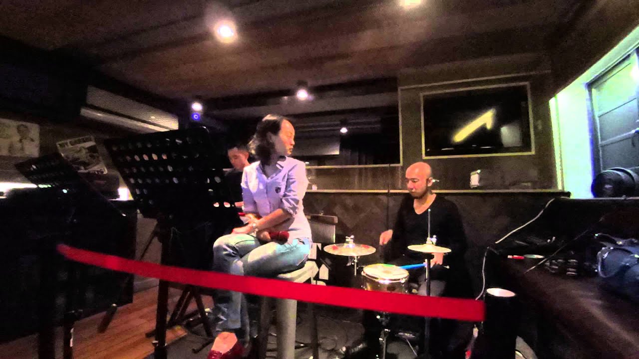 Diamonds (cover) - Lim Huimin - YouTube