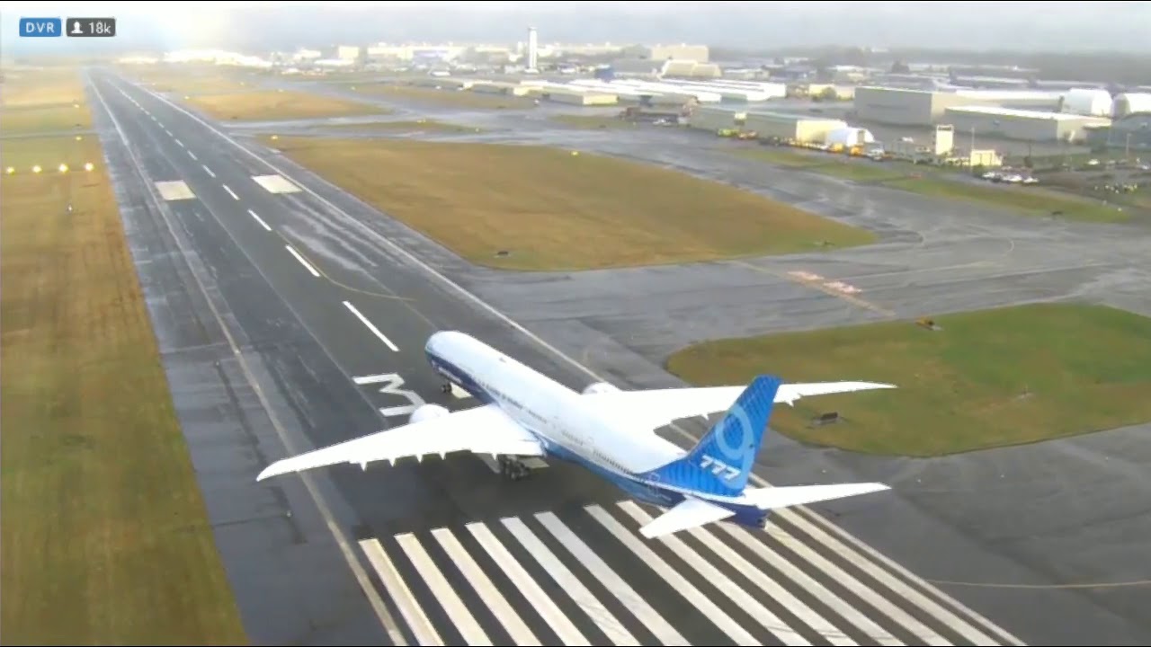 BOEING 777-9 TAKE OFF - YouTube