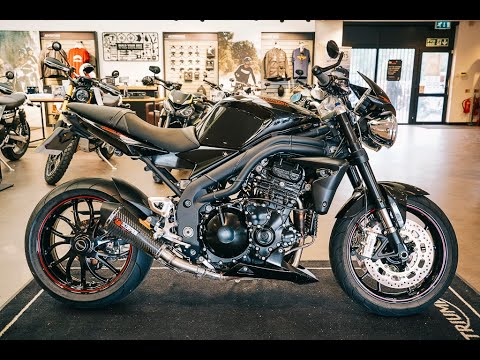 Triumph Speed Triple 1050 John Bloor 15th Anniversary special - Pidcock ...