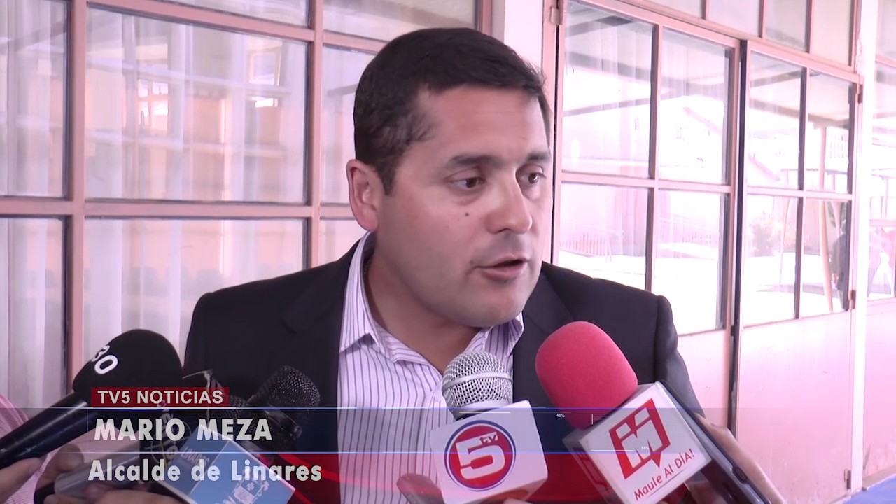 Alcalde Mario Meza responde por acusaciones de intervencionismo - YouTube