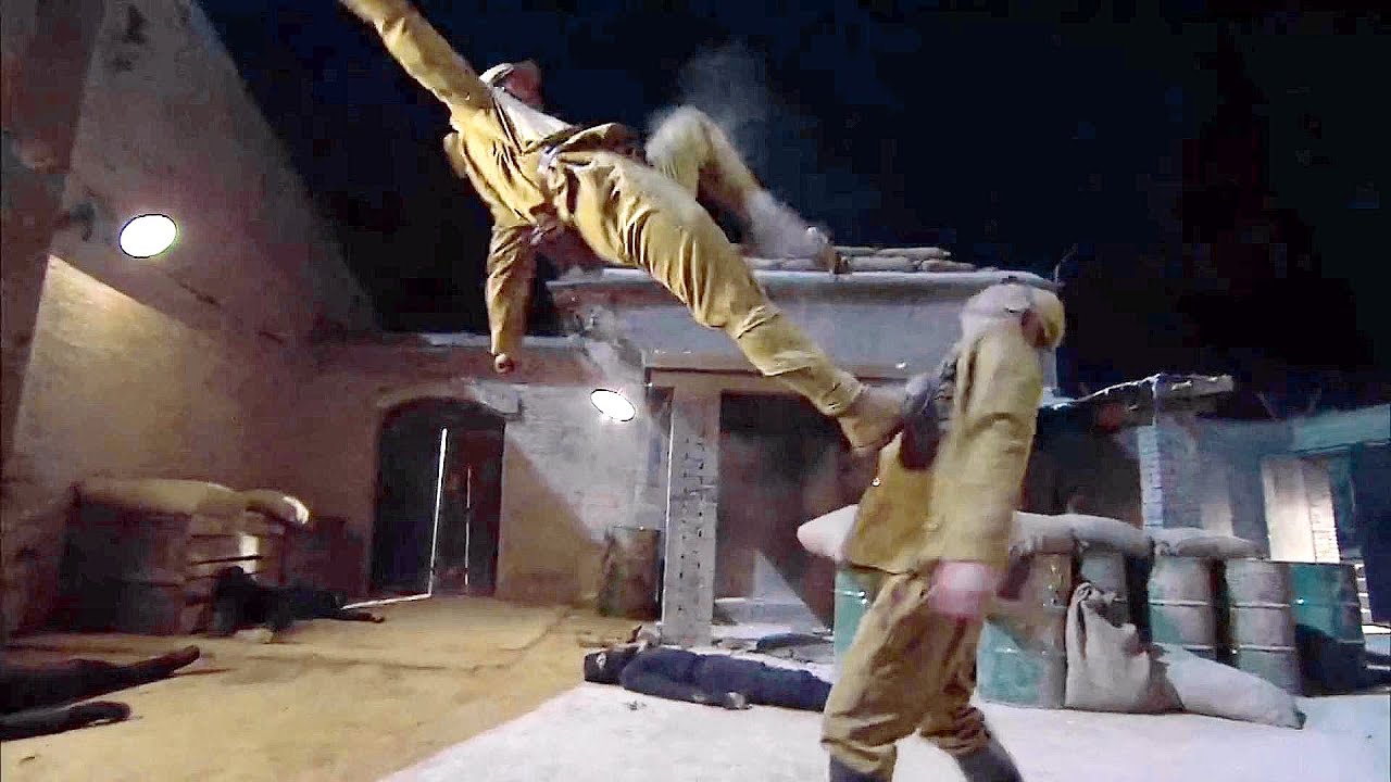 5 kung fu master force break into the Japanese base, and annihilate ...