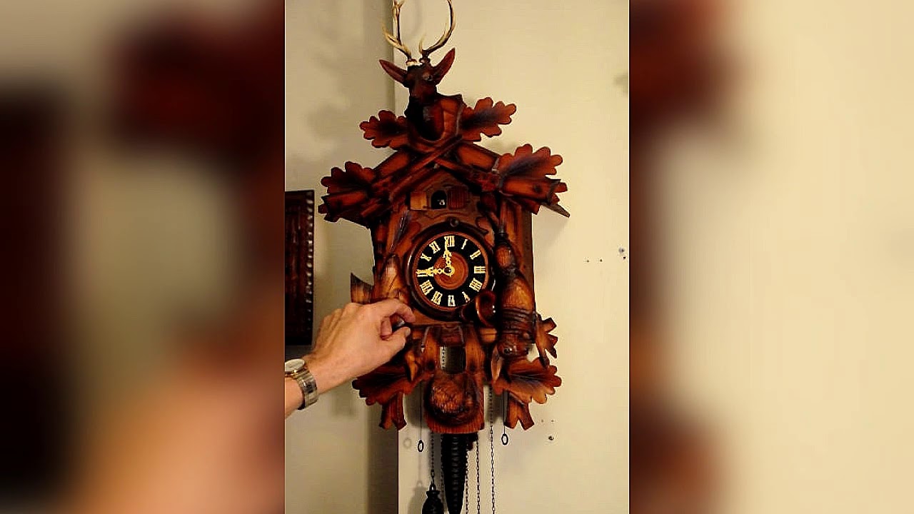 Red Cuckoo Quail Clock - YouTube