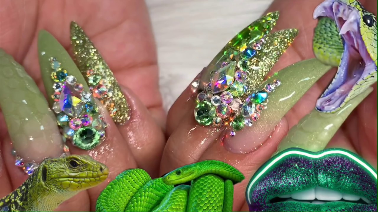 Watch me do my nails | Reptile inspired - YouTube