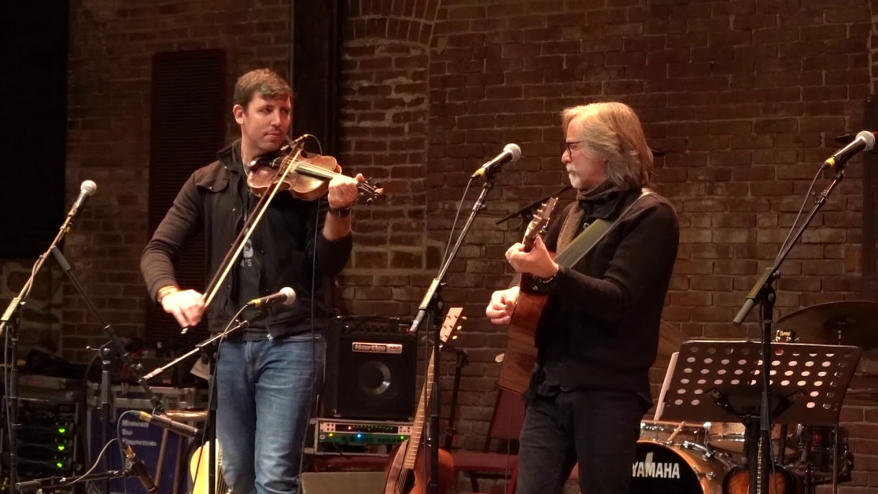 Craig Thatcher & Nyke Van Wyk - Steel Town Refrain - YouTube