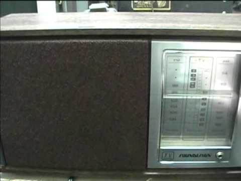 Late 1970's Soundesign table radio with TV sound model 30-03 - YouTube