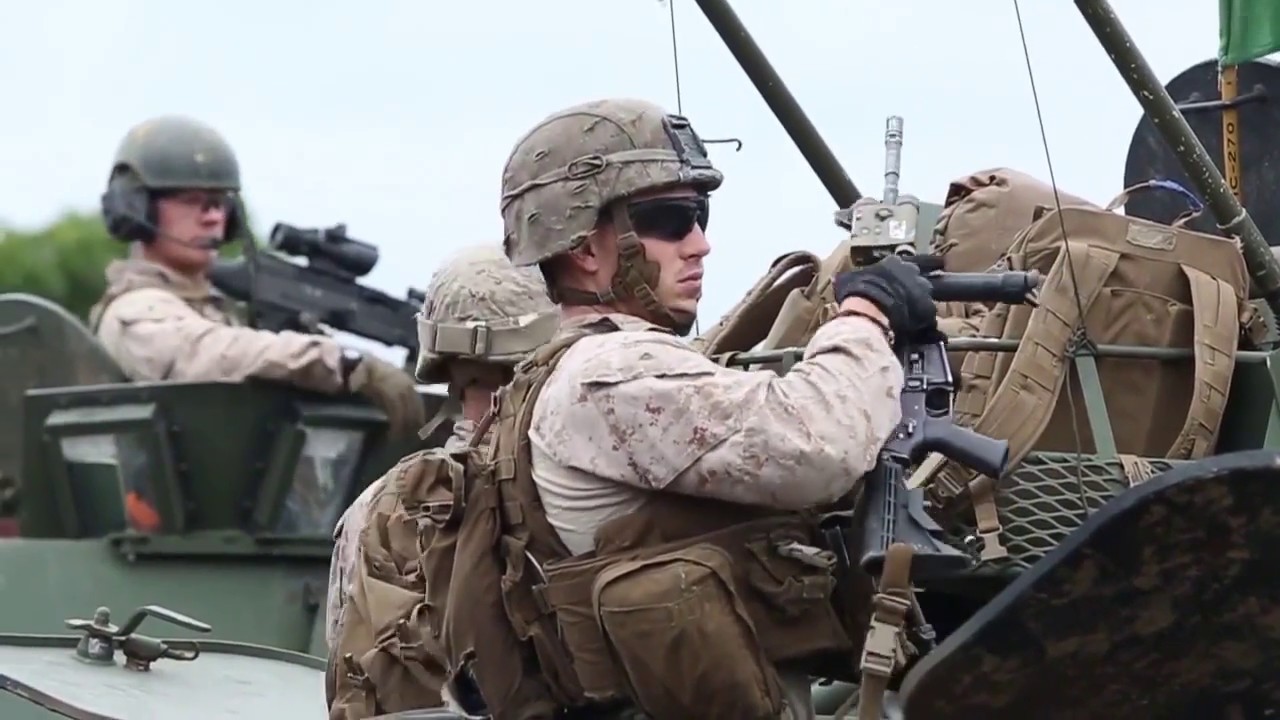 Marine Combat Assault Battalion - YouTube