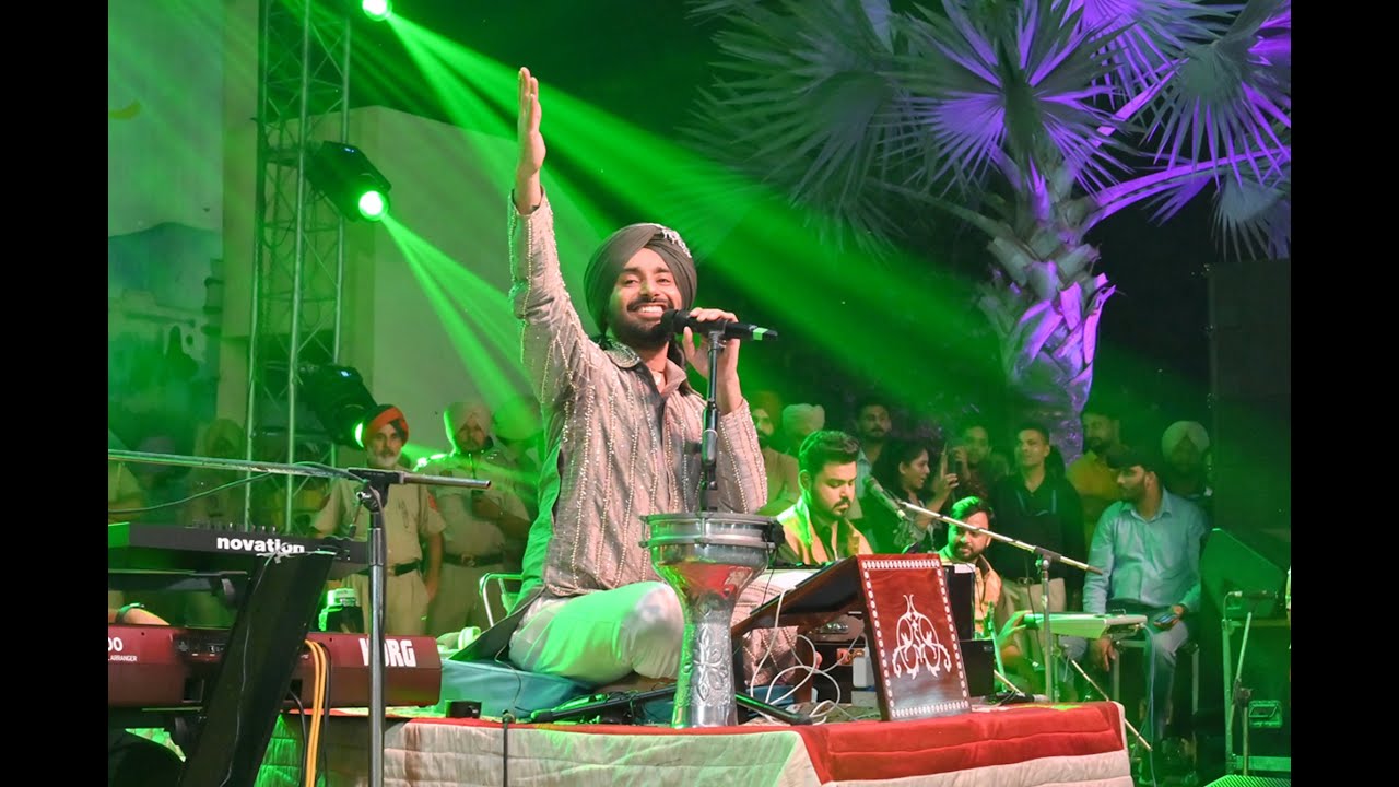 Satinder Sartaaj Night Live Trident Group Barnala 2024 - YouTube