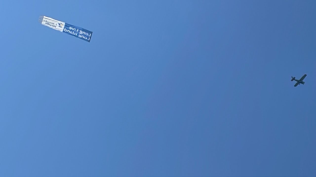Monday Plane Spotting at Home on Labor Day! - YouTube