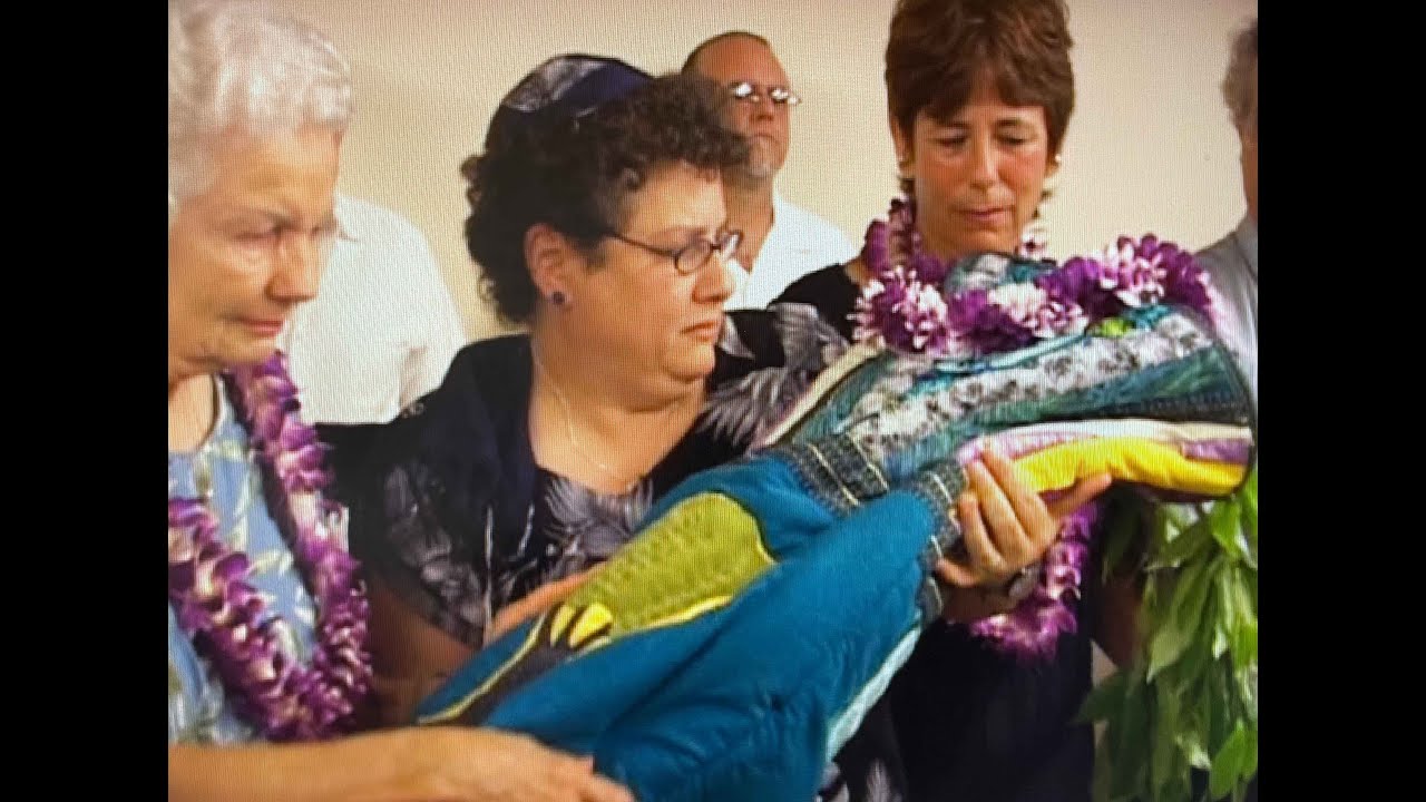 Kona Beth Shalom Torah Rededication Aug 9, 2006 - YouTube