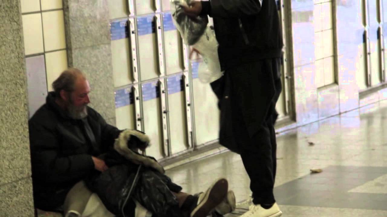 Helping the Homeless / Be a Helping Hand - Challenge - YouTube