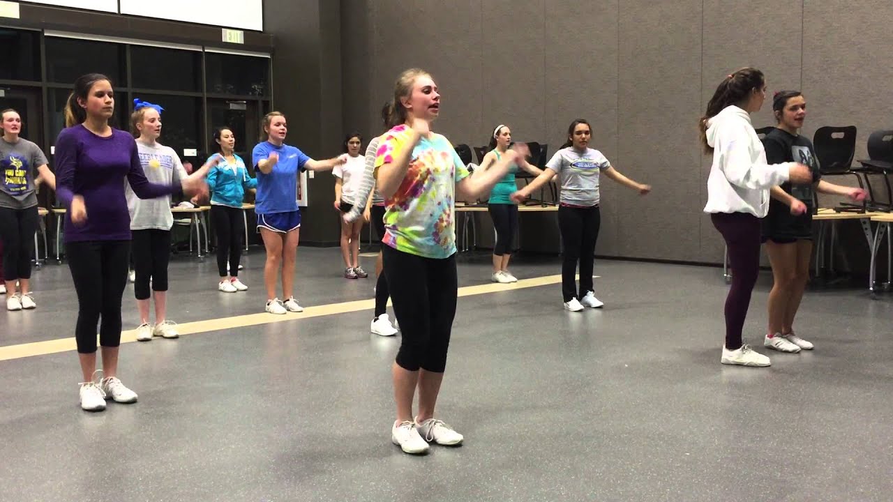 Stomp cheer - YouTube