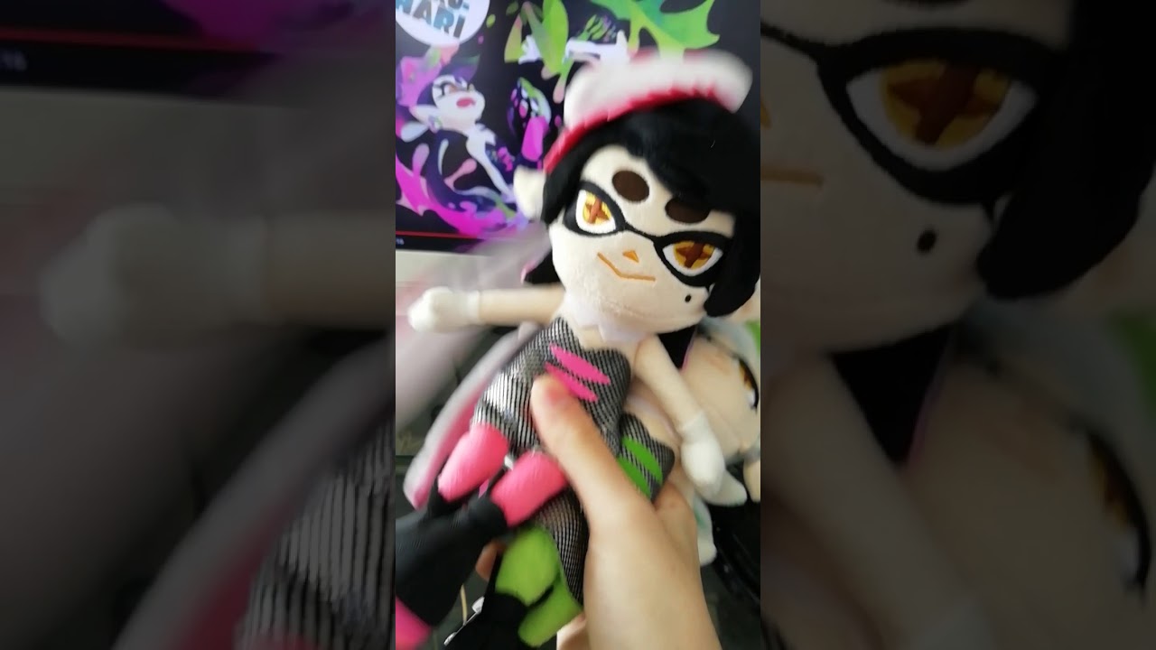 Squid sisters dancing! - YouTube