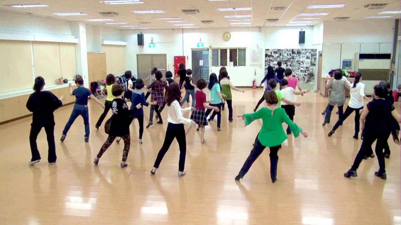 Tango With Me Darling – Line Dance - YouTube