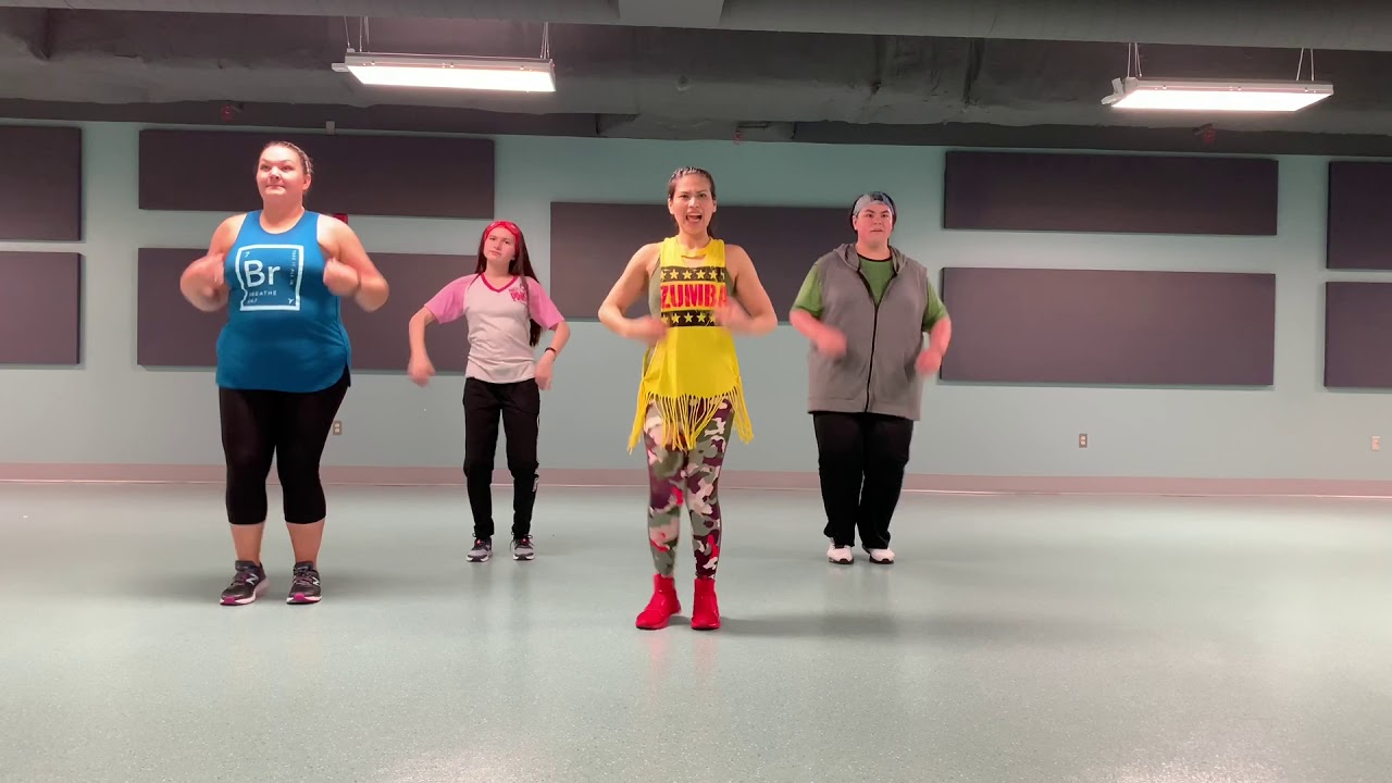 Zumba with Crystalee- Llego el Pavo, the turkey song, Zumba ...