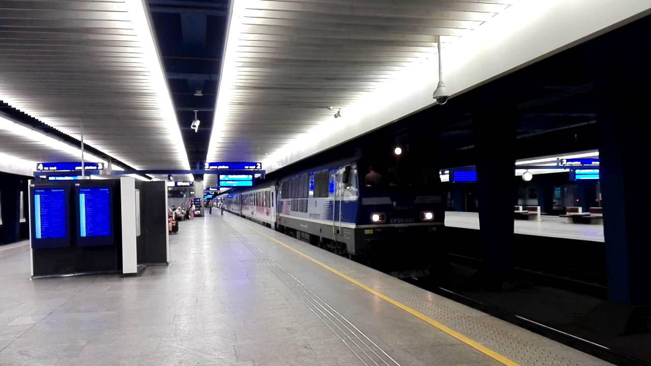 Train Poland Warsaw to Vienna Warszawa Centralna Wien Hauptbahnhof ...