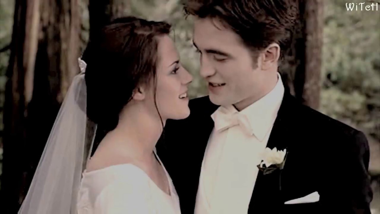 "Paranoia's all I got left" (The Twilight Saga) - YouTube