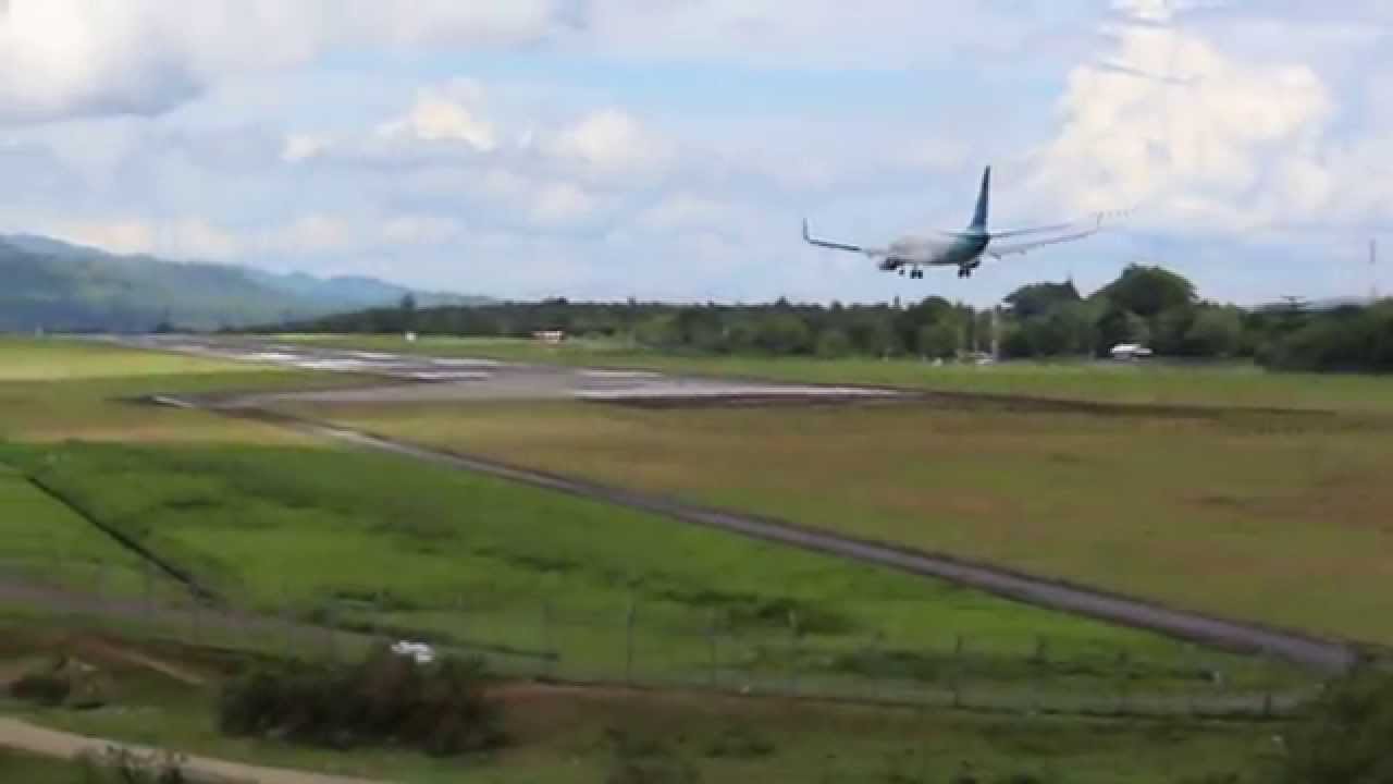 Bandara Internasional Pattimura, Ambon - YouTube