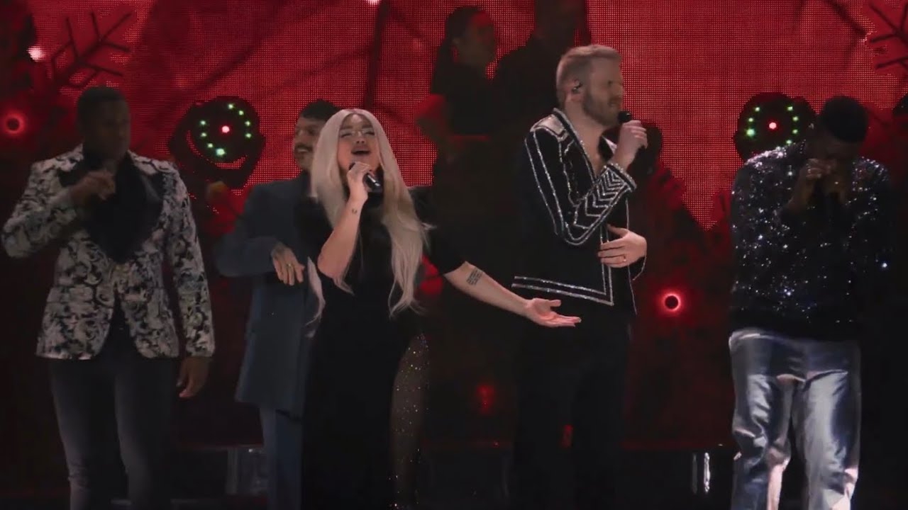 “Feliz Navidad” Pentatonix live stream 2022 Christmas Spectacular - YouTube