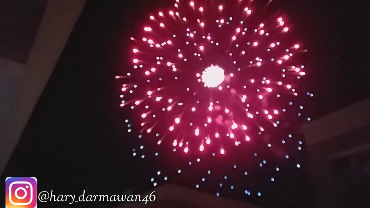 💛Pesta kembang api tahun baru China Imlek 2020 dimalaysia - YouTube