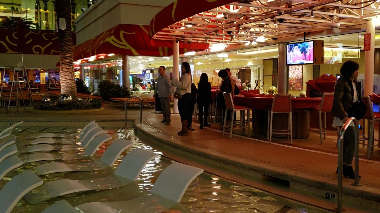 Golden Nugget Las Vegas - Pool & Hot Tub Aquarium Area - Overview Night ...