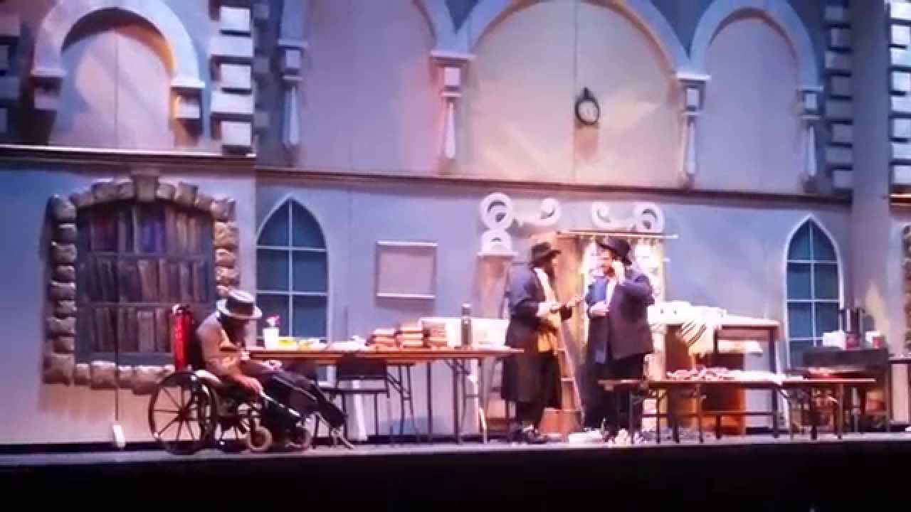 Interen Bild Play Sukkas 2014 Scene 1 Bais Hamedrish Part 2(kol mvesor ...