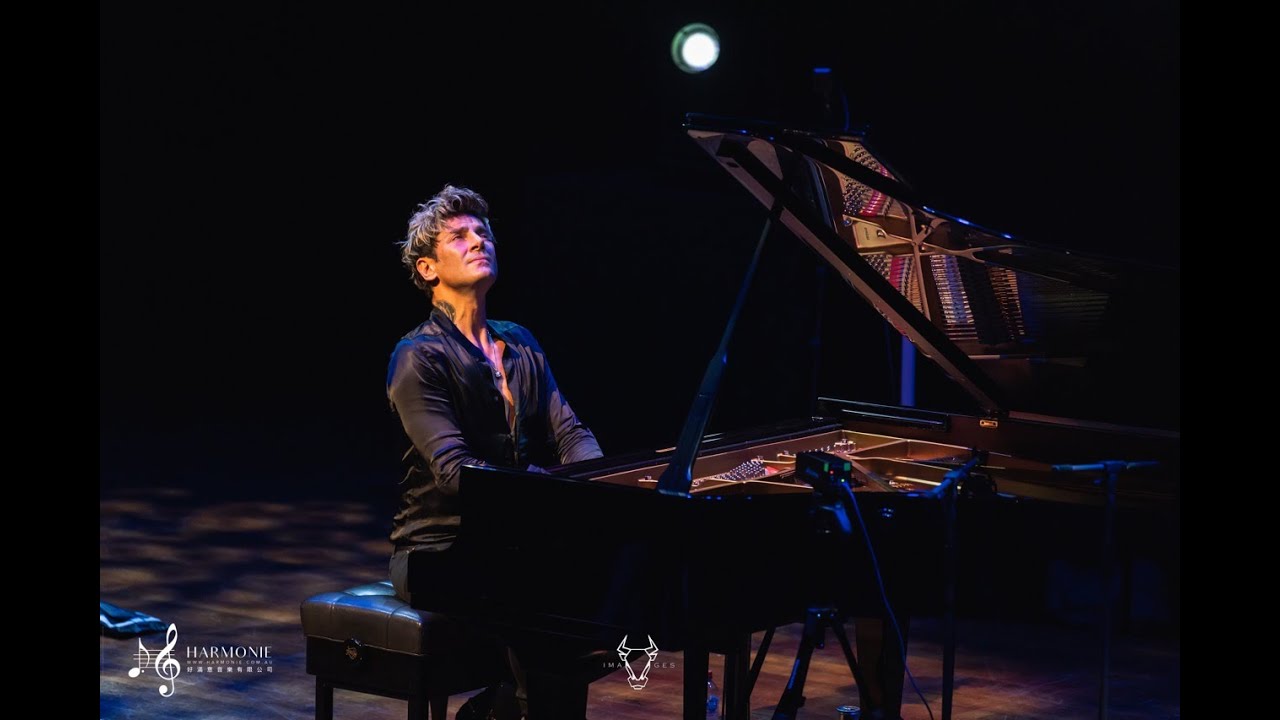 Live maksim - YouTube