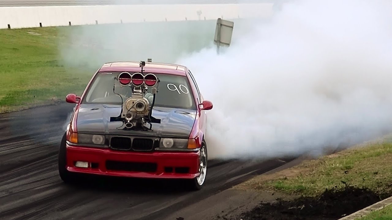 BMW BLOWN V8 BURNOUT AT BRASHERNATS SYDNEY 2014 - YouTube