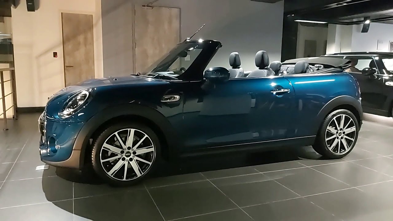 The MINI Convertible Sidewalk Edition - Walk Around - YouTube