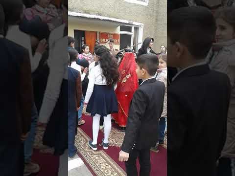 BERDE REYONU M.M.SEYIDOV ADINA MEHDİXANLI KEND ORTA MEKTEBINDE NOVRUZ ŞENLİYI