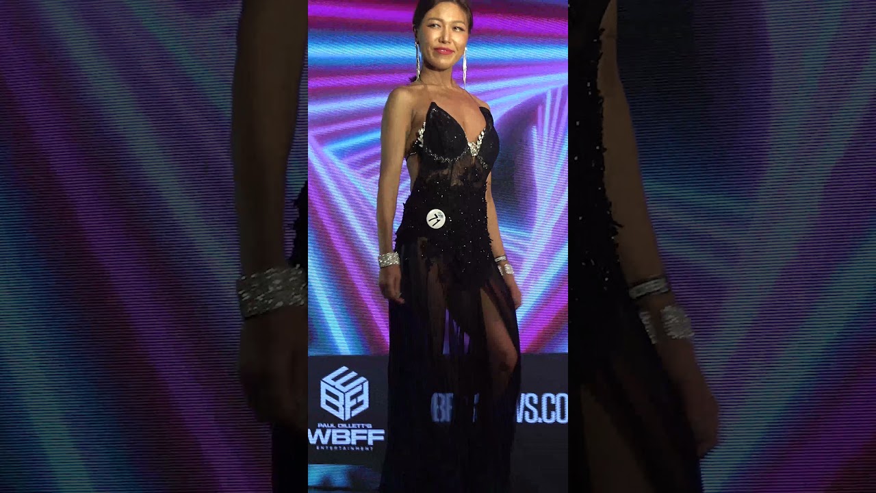 WBFF KOREA 2021, 갈라테이아 모델 김수나(Kim Soona) #shorts - YouTube
