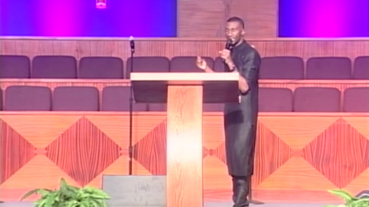 Bishop noel Jones exposes Prophet Passion in Church - YouTube